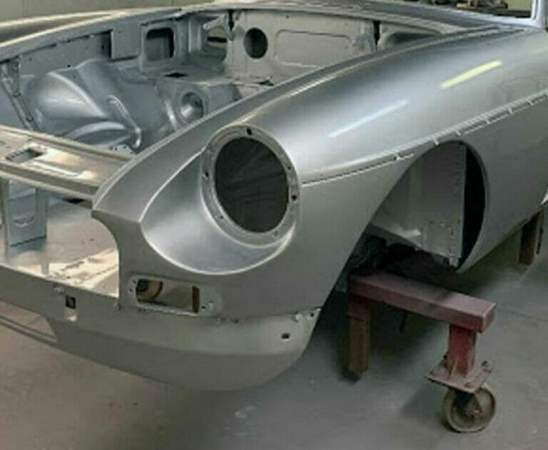 MGB Front Wing Fitting Kit - British Motor Heritage Limited